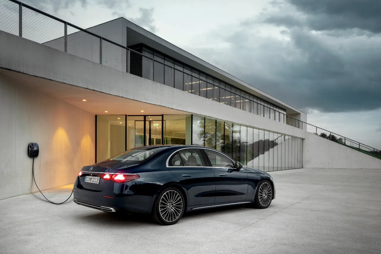 The new 2024 Mercedes E-Class is here - The Auto Show - Car news and ...